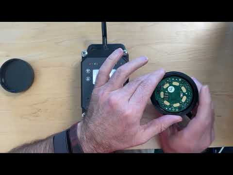 How to bind wireless node to a DXM & run a site survey