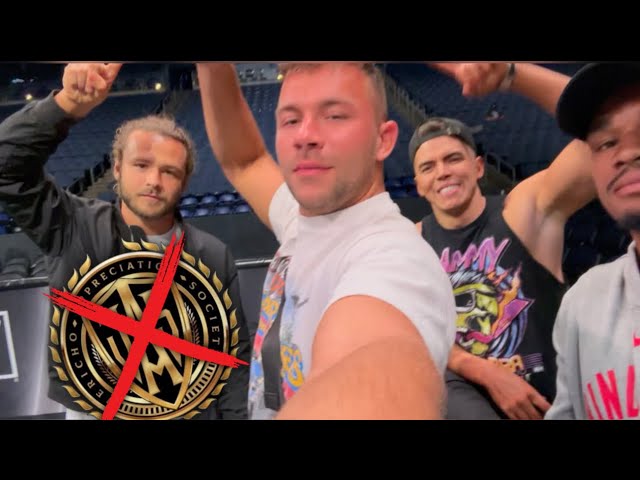 Tay Melo reveals stunning new look amidst AEW absence