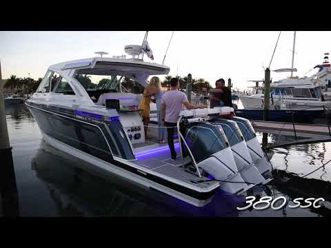 Formula 380 Super Sport Crossover Outboard