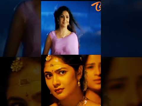 Both are the most beautiful movies 😘 Same vibe in the kamalini Mukherjee 😘😘😘 Godavari and Anand