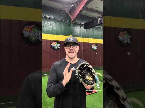 What is the best pitch a pitcher can throw? #Baseball #FYP #mlb #Pitching #Hitting