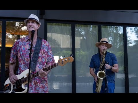 San Antonio's Musical Garden Extravaganza: Free Festival
