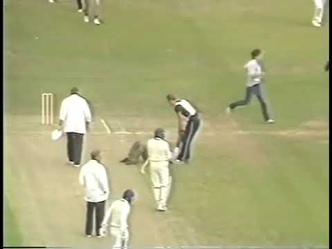 Tamil protestors at Lord's as England play Sri Lanka, 1984