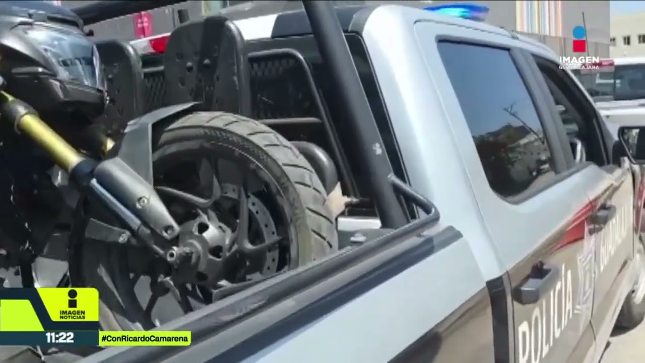 Detienen a ladrón mientras iba empujando la motocicleta que acababa de robar | Noticias GDL
