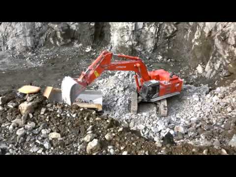 Hitachi ZX670LC 5