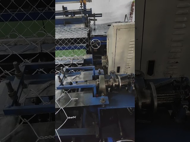 Galvanized Iron Chain Link Fencing - 120gsmHot Dipped Galvanized Chain ...