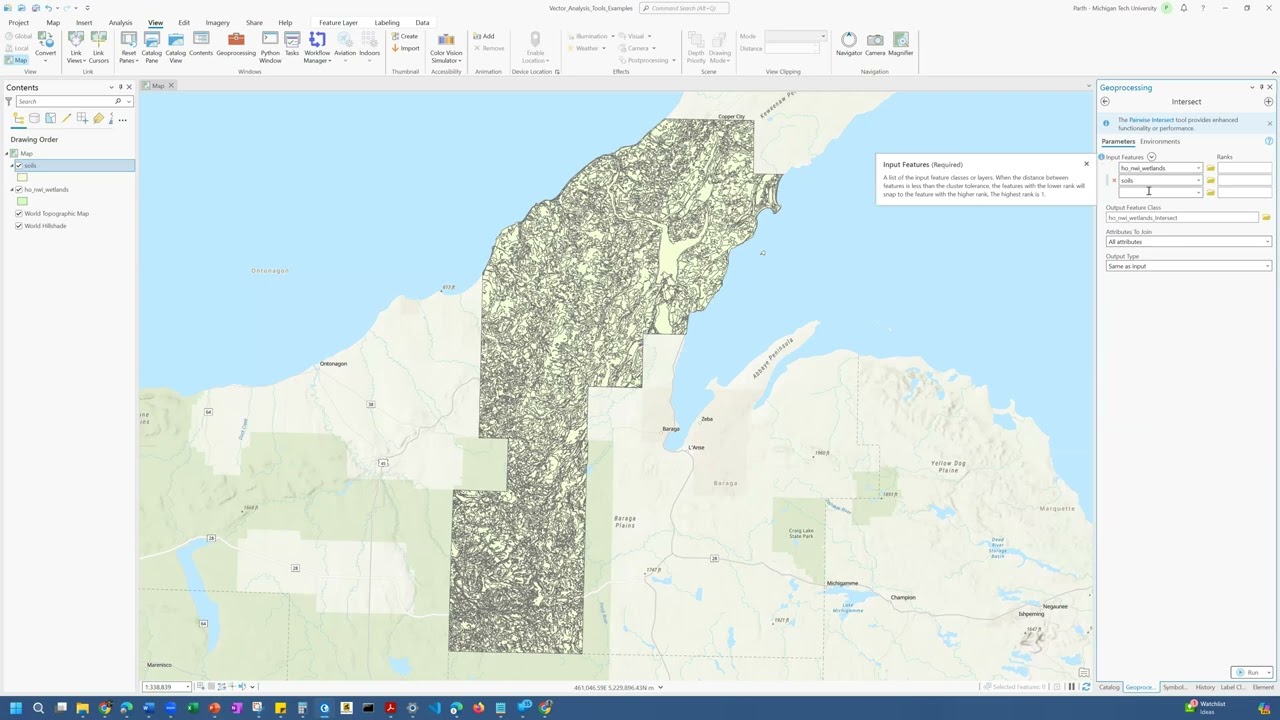 How does Intersect tool works  - ArcGIS Pro - Intersect - ESRI - Example