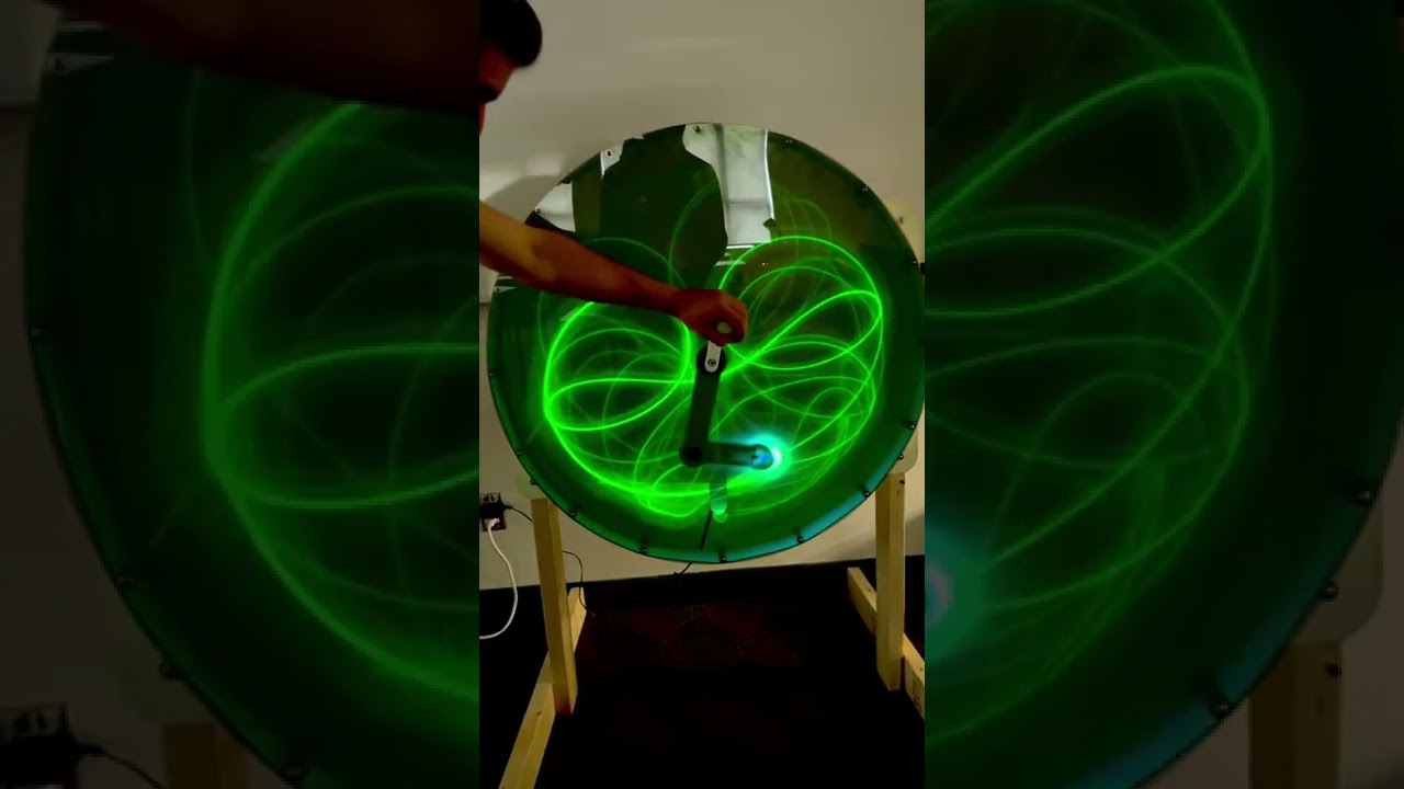 Fraser Smith Glowing Double Pendulum
