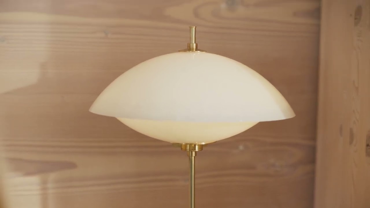 Presenting the Clam™ table lamp | Lighting designs | Fritz Hansen