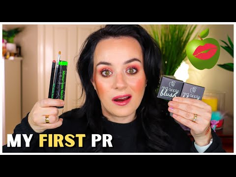 MY FIRST PR PACKAGE UNBOXING 2021 | ILINCA Makeup