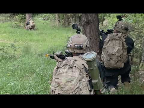 U.S. Soldiers assigned to 1-4 Infantry Regiment engage Czech Soldiers during CbR 17 in Hohenfels
