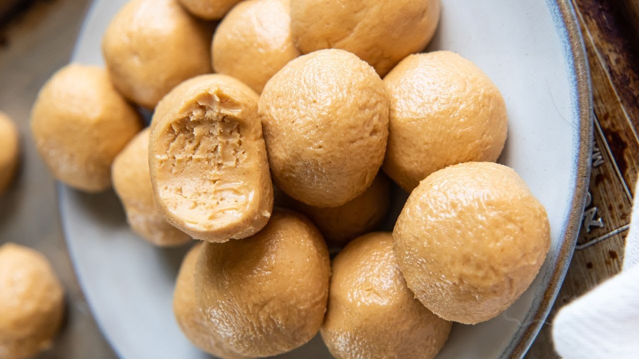 3 Ingredients Peanut Butter Balls