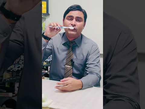 How to use toothbrush? #drmuhammadnaveed #youtubeshorts #shorts