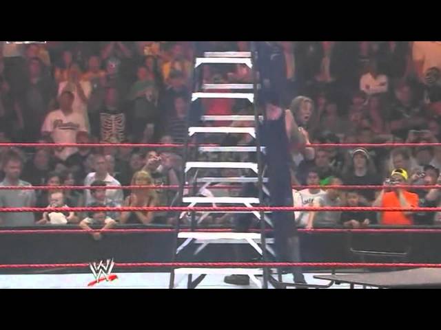 Top 10 chokeslams of the Undertaker