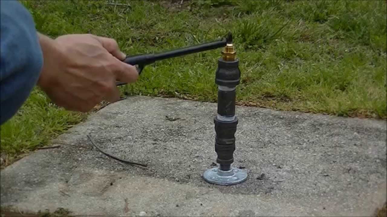 Build a Vegetable Oil Lamp