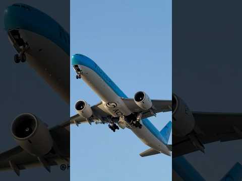 🇰🇷Korean Air Boeing 777 Departure London Heathrow #planespotting #boeing777 #aviation #b777 #love