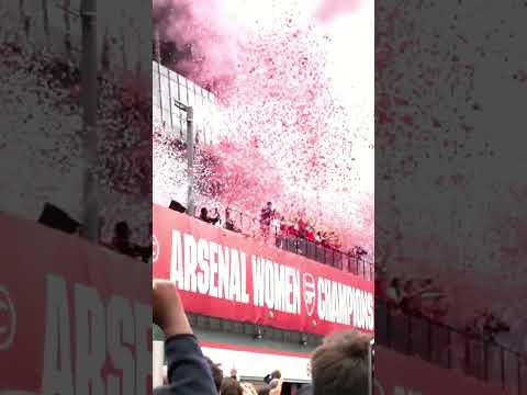 Arsenal Women Champions! Epic Celebration with Fans #arsenal #football #arsenalwfc #arsenalwomen