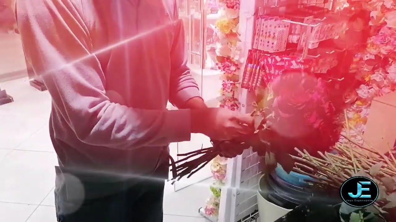BOUQUET OF RED ROSES | 100pcs of RED ROSES