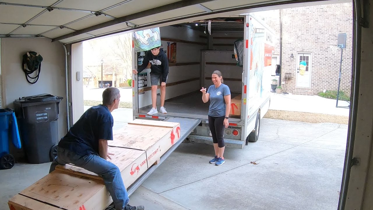 Aviation: Vans RV Aircraft - RV-10 Build Log - Wing 01 - Uncrating the ...