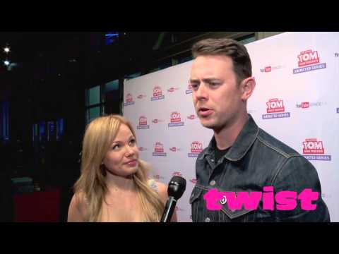 Colin Hanks and Lisa Schwartz on "Talking Tom"