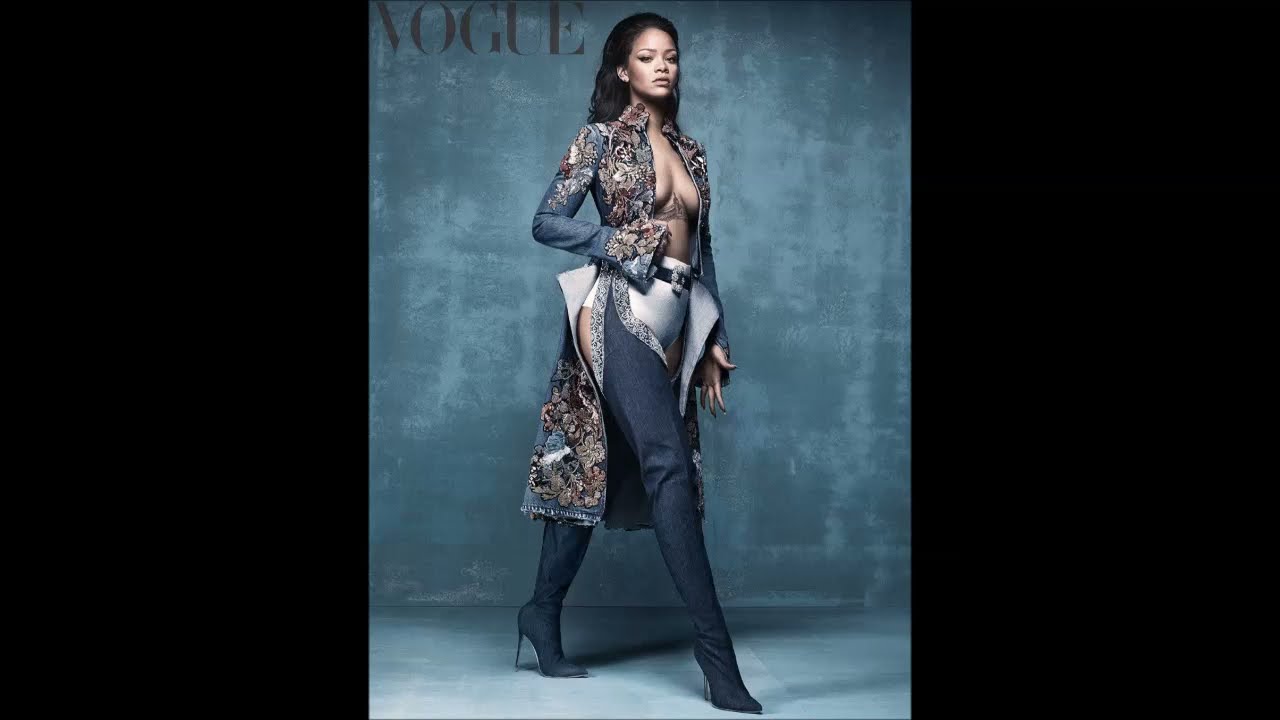 Celebrity in Thigh Boots & Gloves