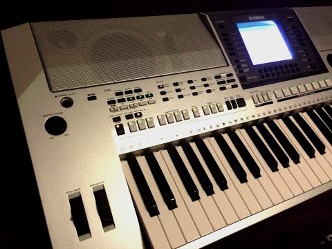 YAMAHA PSR-S700