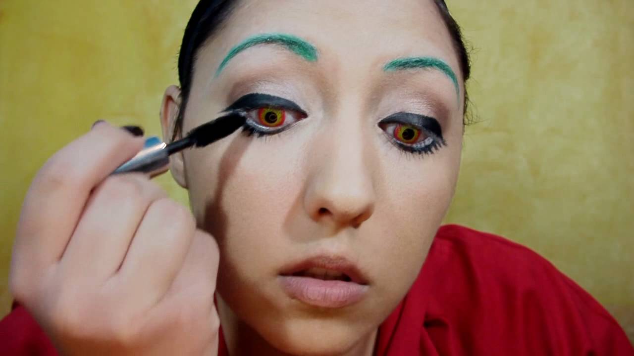 Matryoshka Gumi Make up Tutorial
