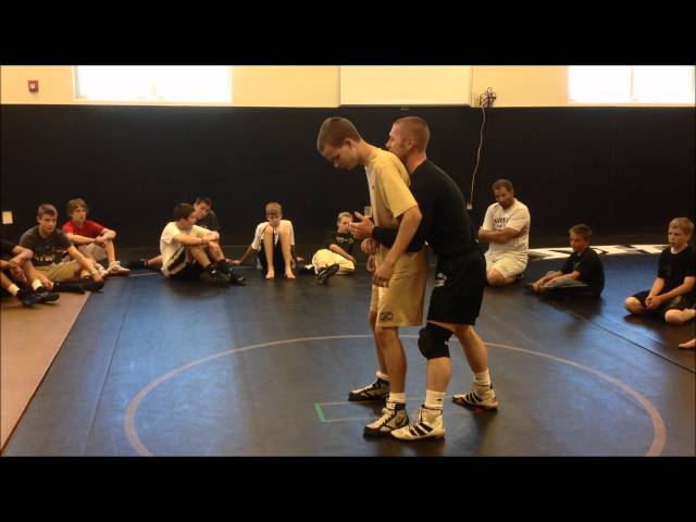 5 Basic wrestling techniques for beginners
