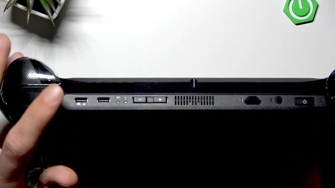 ASUS ROG Ally X – How to Use Both USB-C Ports