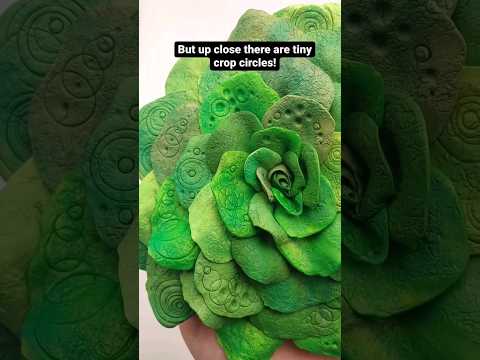 or a crop circle cabbage as the comments section would say🙃 #polymerclay #aliens #shortsvideo