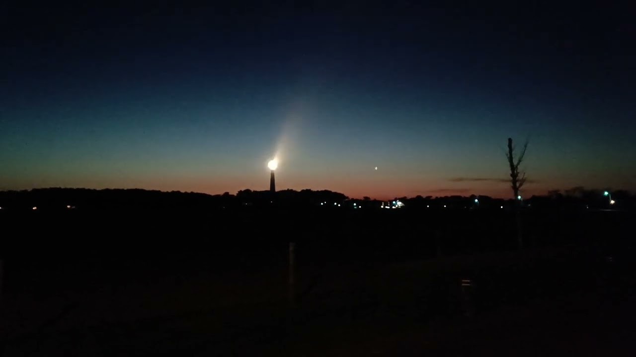 Vuurtoren Ameland in het donker