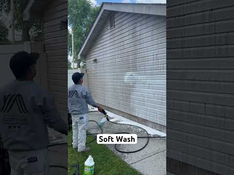 How to soft wash siding. #powerwashing #softwashing #Howtocleansiding