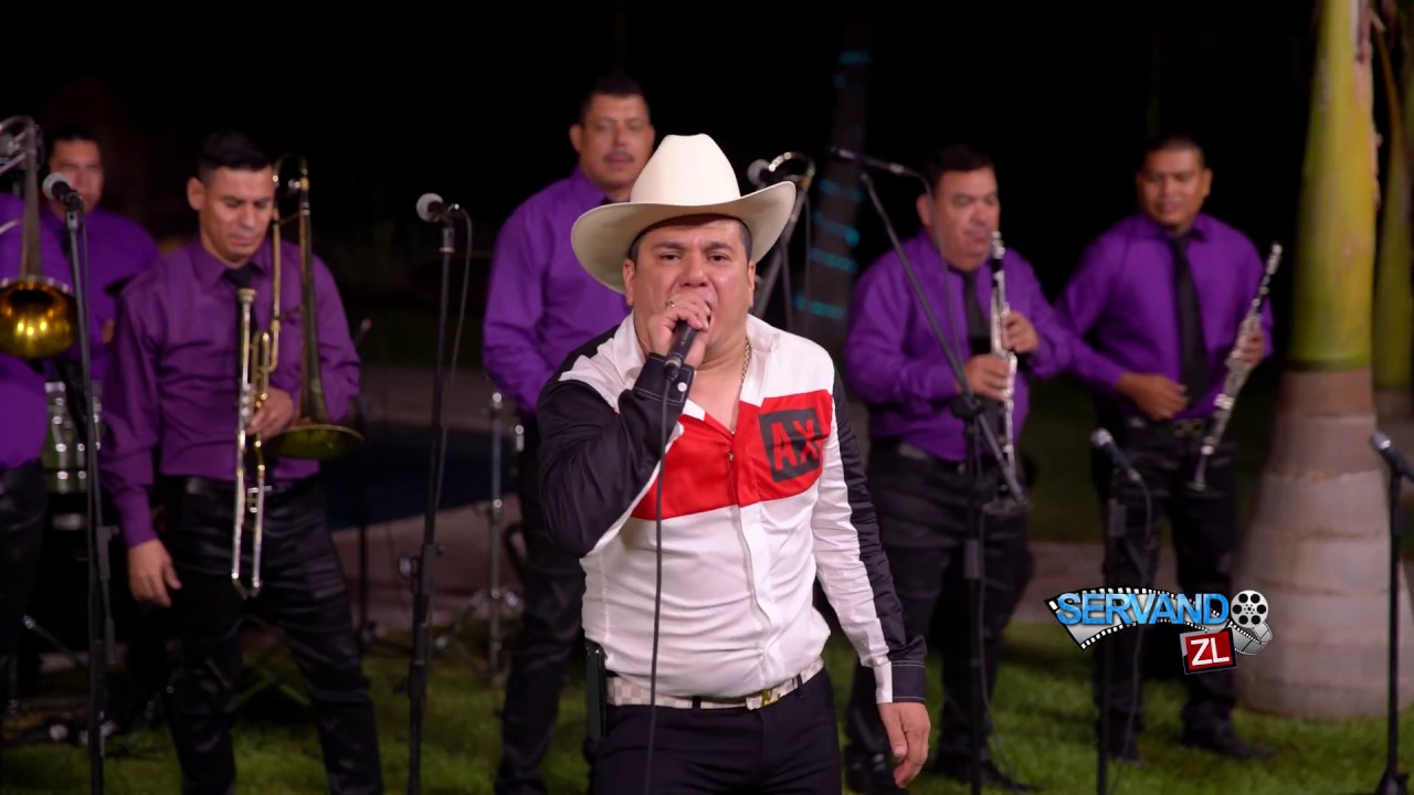 El Potro De Sinaloa Ft. Banda Libertad - El Mochomo (En Vivo 2020)