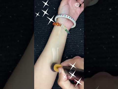 How to blend foundation perfectly 👁💄||steps to use sponge for flawlessbase#Akankshamehtamakeovers