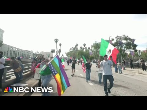 Police move to clear streets as 20,000 protest in Los Angeles