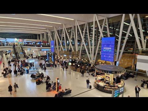 ðŸ‡ðŸ‡º Budapest airport departures walking tour @TravelwithHugoF by MarioF