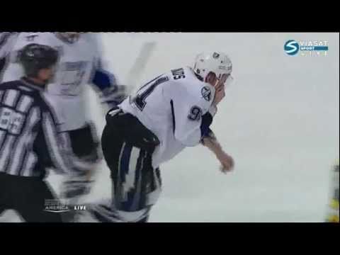[HD] Johnny Boychuk shot the puck in the face Steven Stamkos (Lightning - Bruins) NHL May 27, 2011