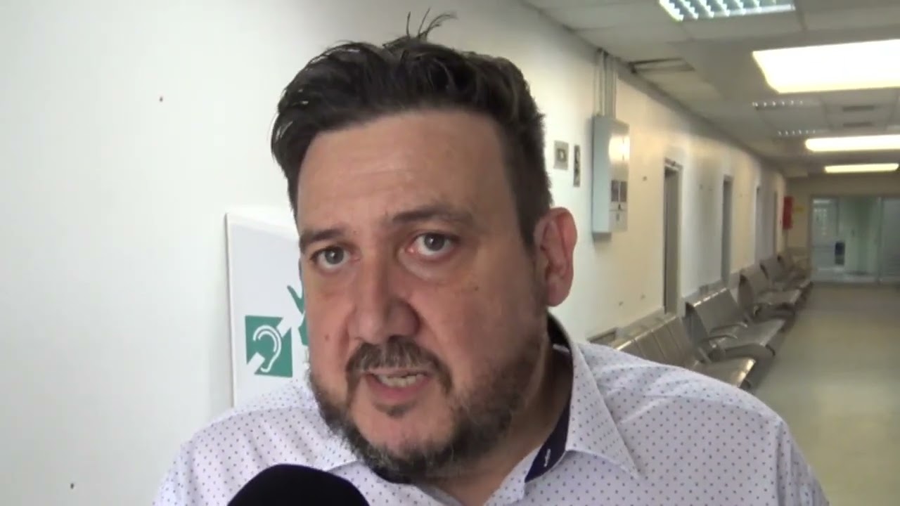 Λάρισα: Ο διακεκριμένος γιατρός Απ. Κομνός «αποχαιρέτισε» το Γενικό ...