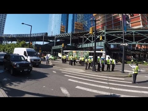 NYPD Traffic Agents nearly get me killed with poor traffic instruction