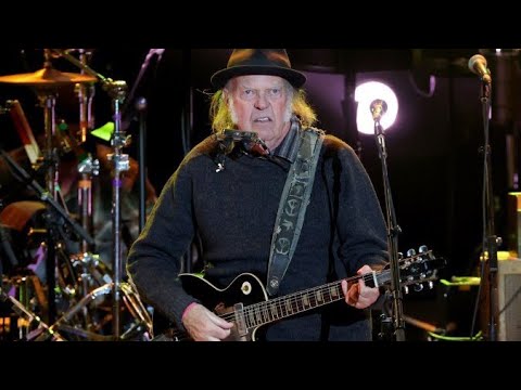 Neil Young’s Epic ‘Cortez the Killer’ Stuns Norway!