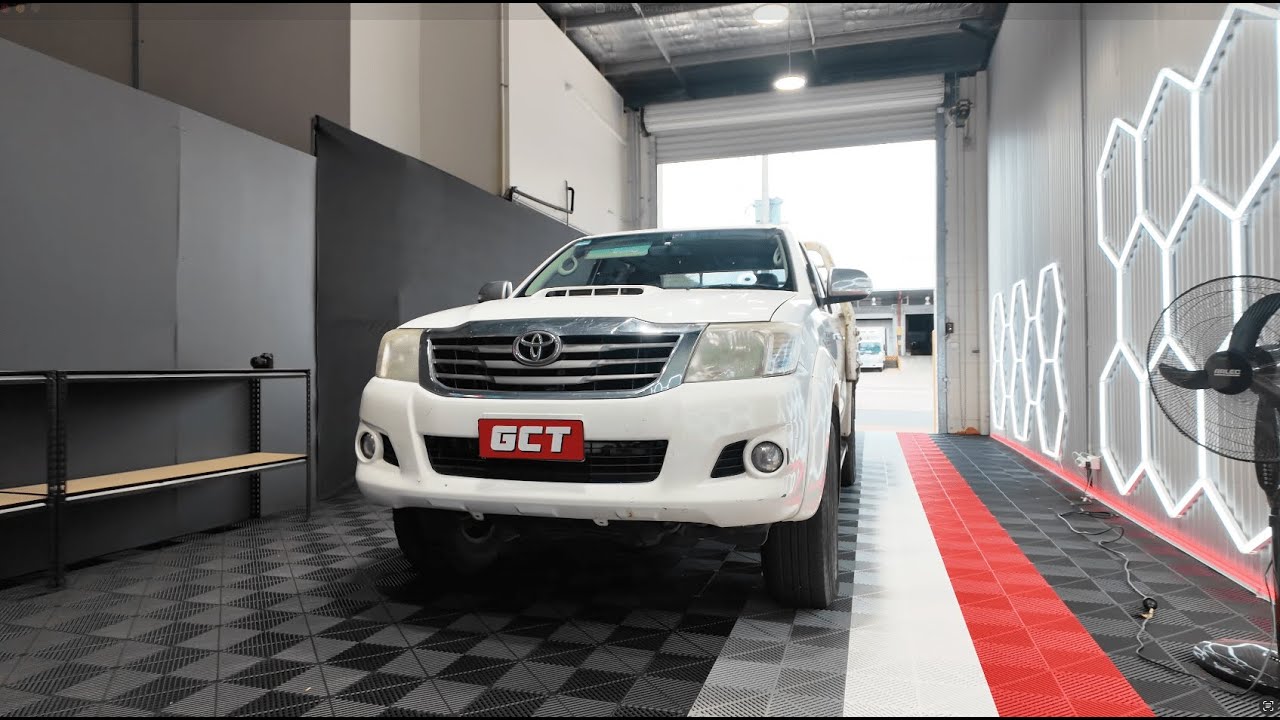 Toyota Hilux: How to Easily Install Apple Carplay & Android Auto (N70 - 7th Generation 2005-2015)