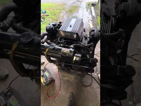 MerCruiser 5.7 L 350 in.³ magnum engine closed cooling. 