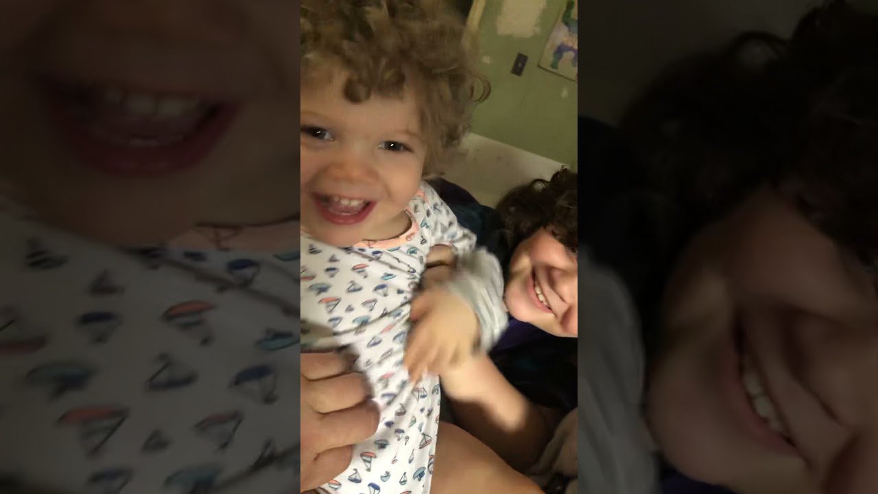 Baby Tickle Time 4
