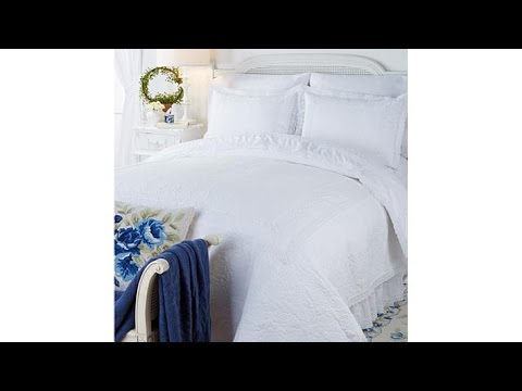 Clever Carriage Home French Crochet 3piece Quilt Set
