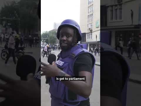 Nairobi protests: Tear gas fired as thousands march across Kenya - BBC Africa