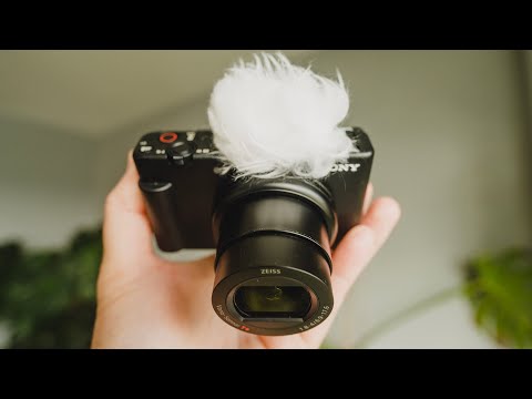 Sony ZV-1 II: Finally a wider lens (ZV1M2/B)