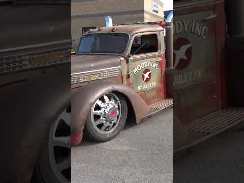 Dream Combo: Vintage Diamond T and Ford Race Machine