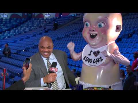 EJ's Neato Stat: Chuck Loves King Cake | Inside the NBA | NBA on TNT