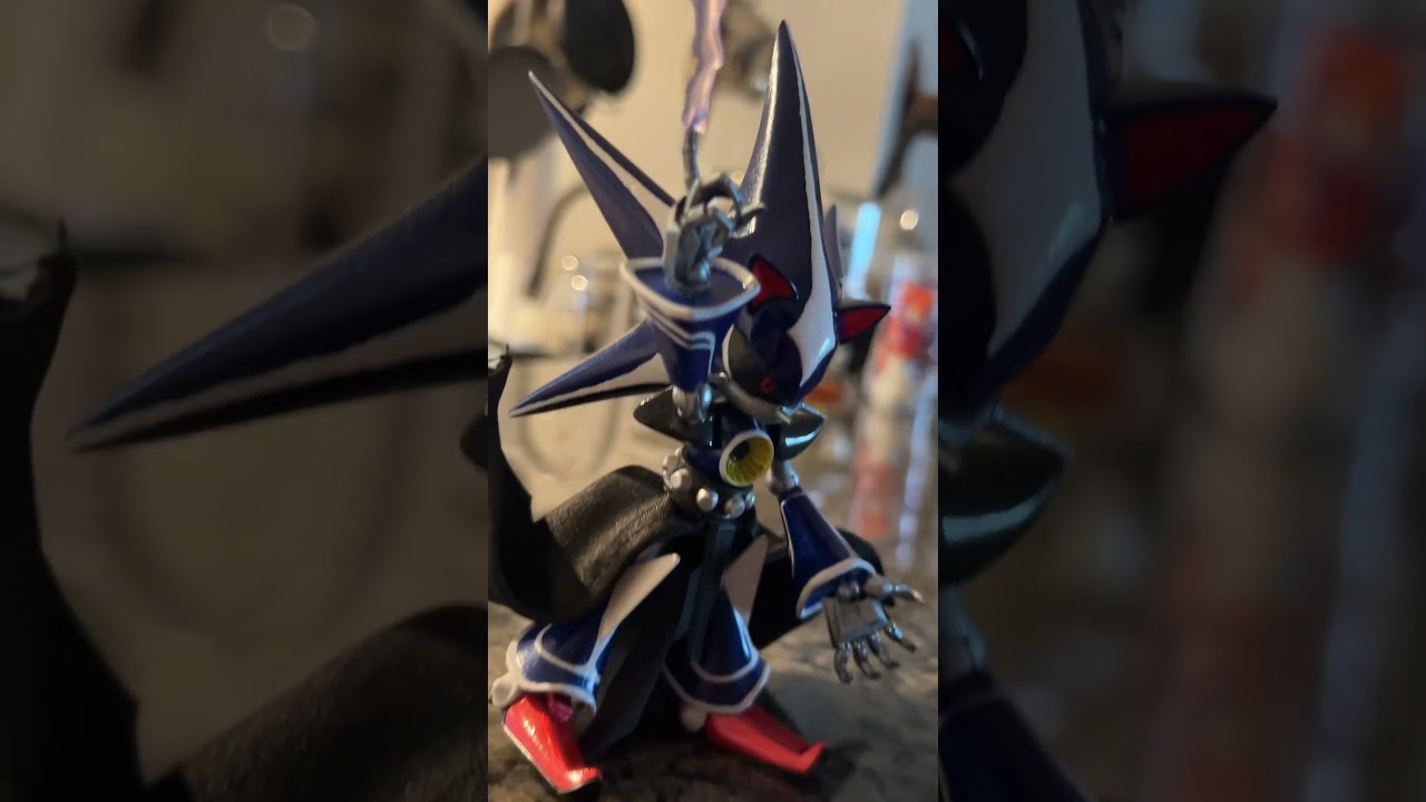Neo metal sonic figure #sonic #sonicthehedgehog #neometalsonic #metalsonic #sonicmovie#actionfigures