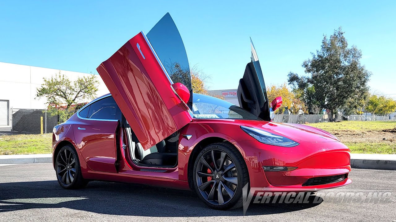 Flügeltüren Vertical Doors für das M3 - Model 3 Allgemeines - TFF Forum ...